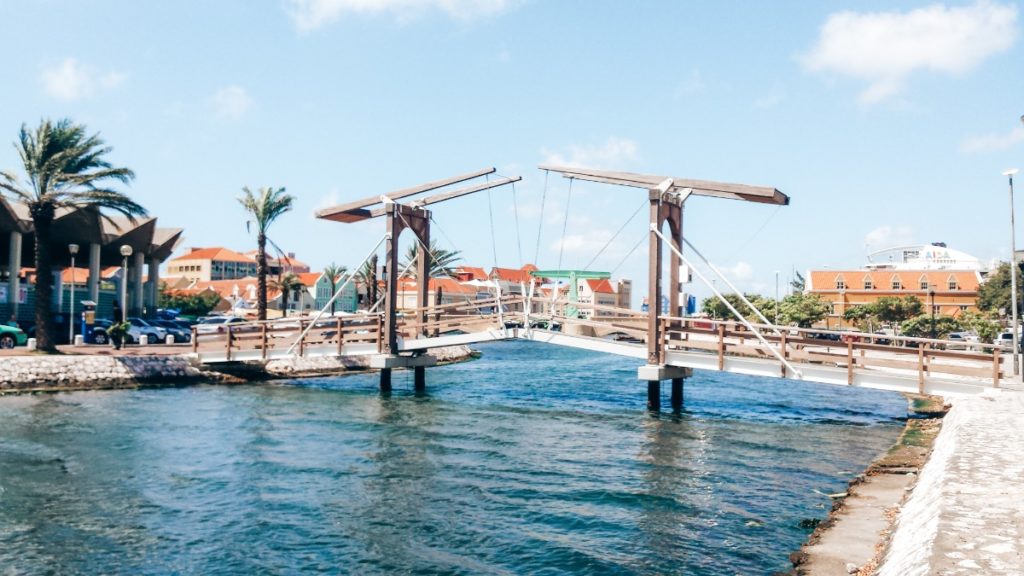 Hoogtepunten Punda Curaçao: 14 mooie plekken | Kim around the World