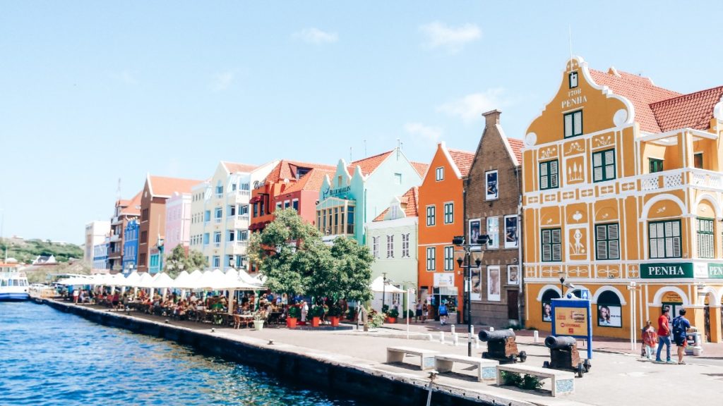 Hoogtepunten Punda Curaçao: 14 mooie plekken | Kim around the World