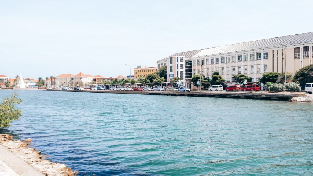 Hoogtepunten Punda Curaçao: 14 mooie plekken | Kim around the World